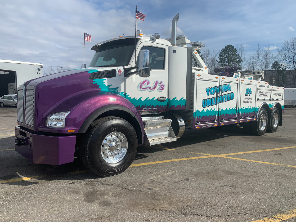 CJs Towing Unlimited